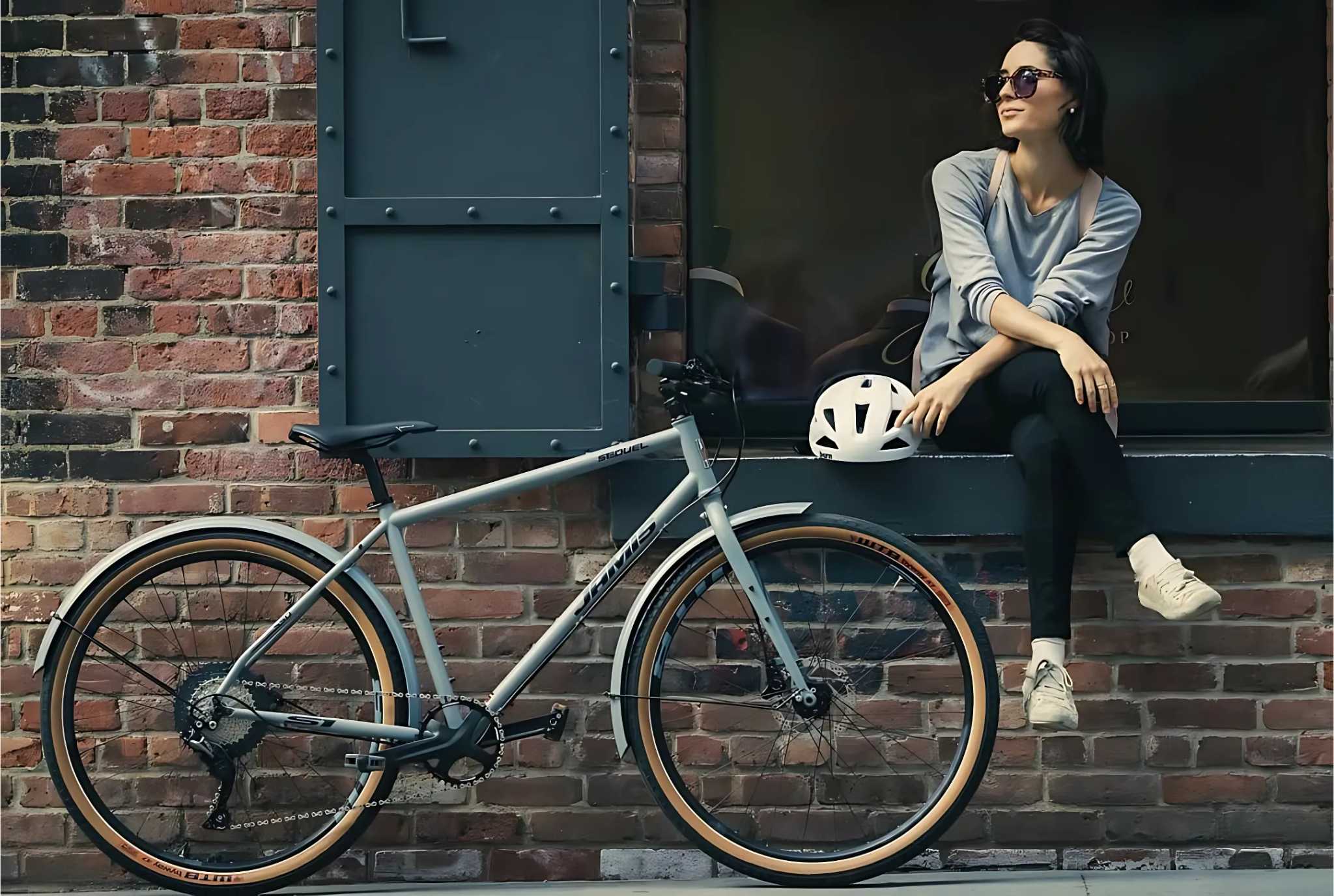 Hybrid Bikes Versatile Performance for Every Ride — BYK India